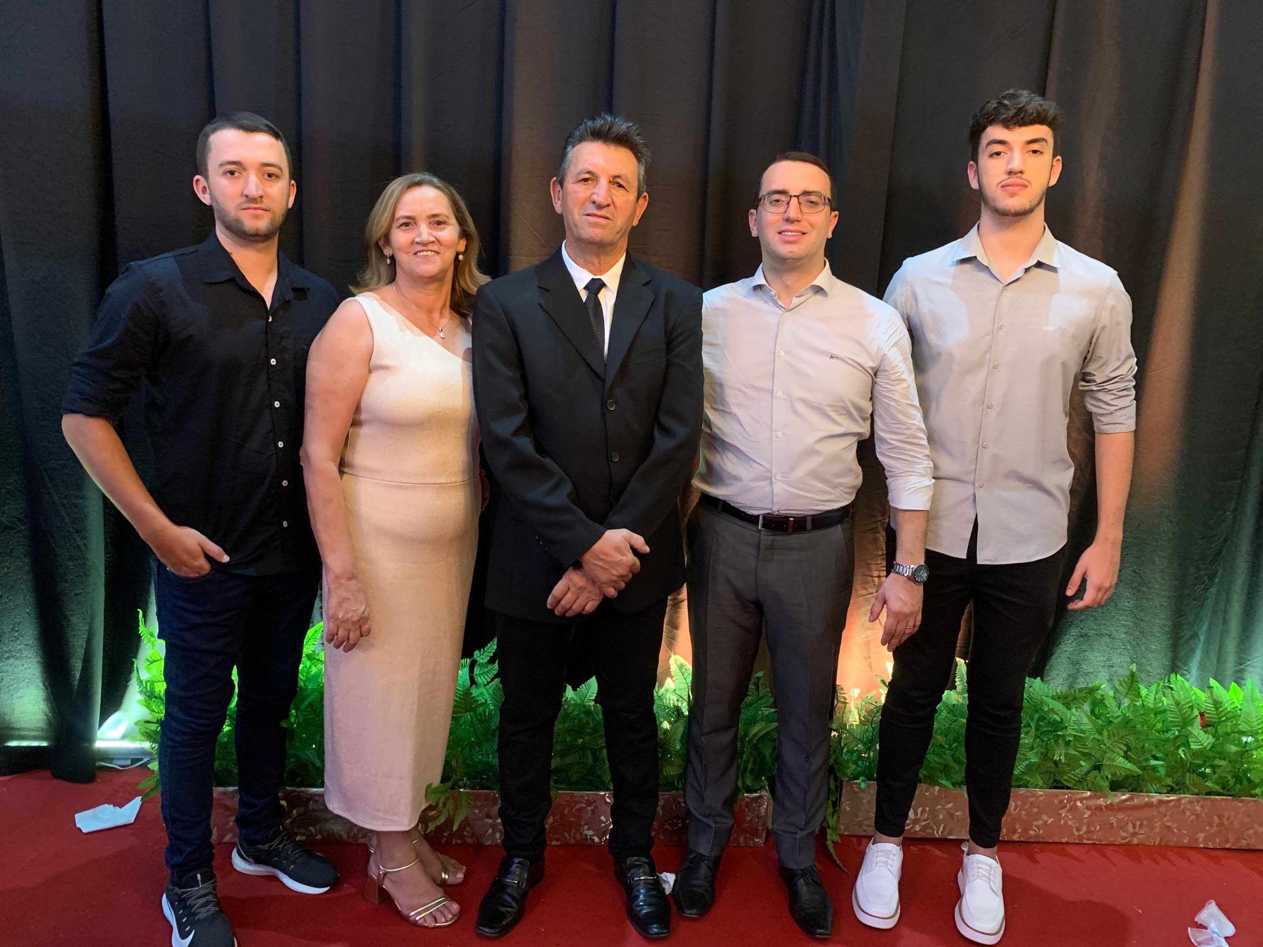 Bastim de Albuíno é eleito presidente da câmara municipal de Bernardino ...